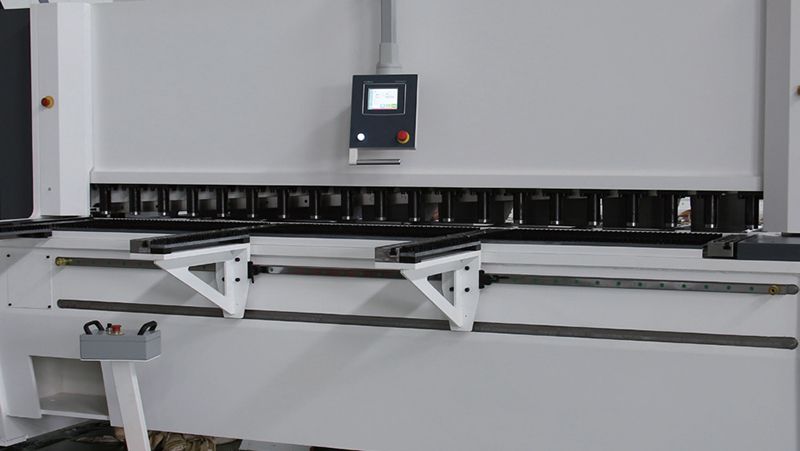 Máy Cắt Thủy Lực CNC | Sản xuất máy cắt thủy lực | DERATECH